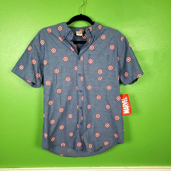 Marvel | Shirts | Mens Marvel Captain America Short Sleeve Button Up ...